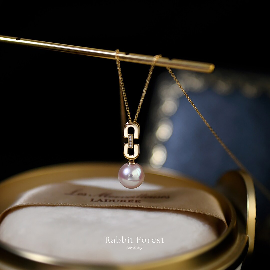 Moderne 18K Gold überzogene weiße Perlen-Ketten-Tropfen-Halskette, Büro ...