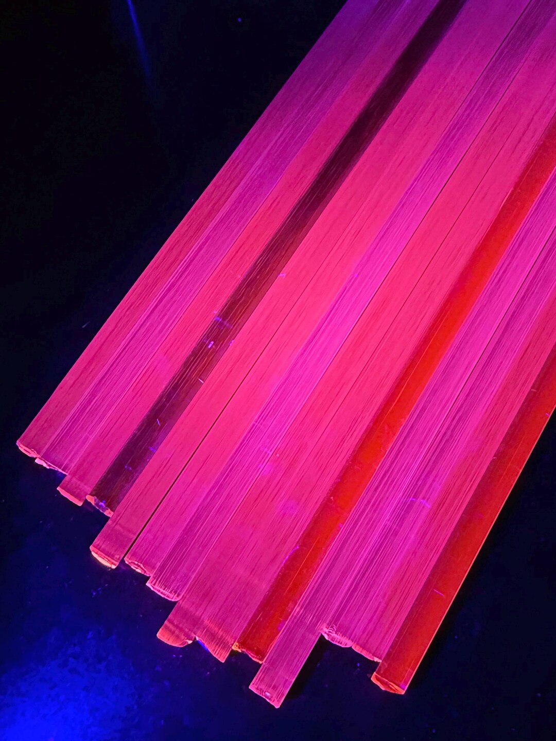 Glass Alchemy Electric Flamingo Uv-reactive Borosilicate Glass Rods (1 ...