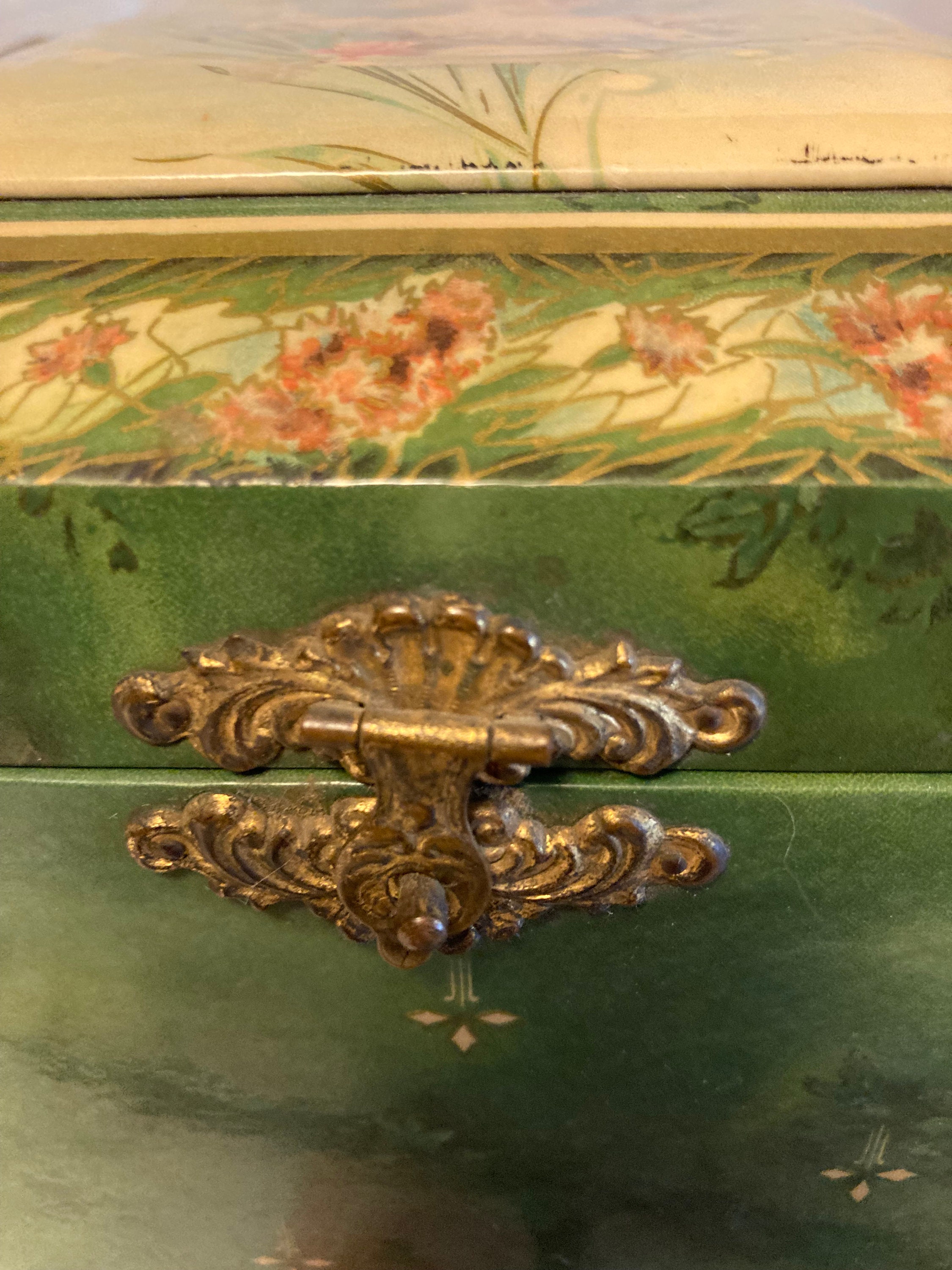 Victorian Era Celluloid Vanity Box for Jewelry, Gloves, Etc... Collar ...