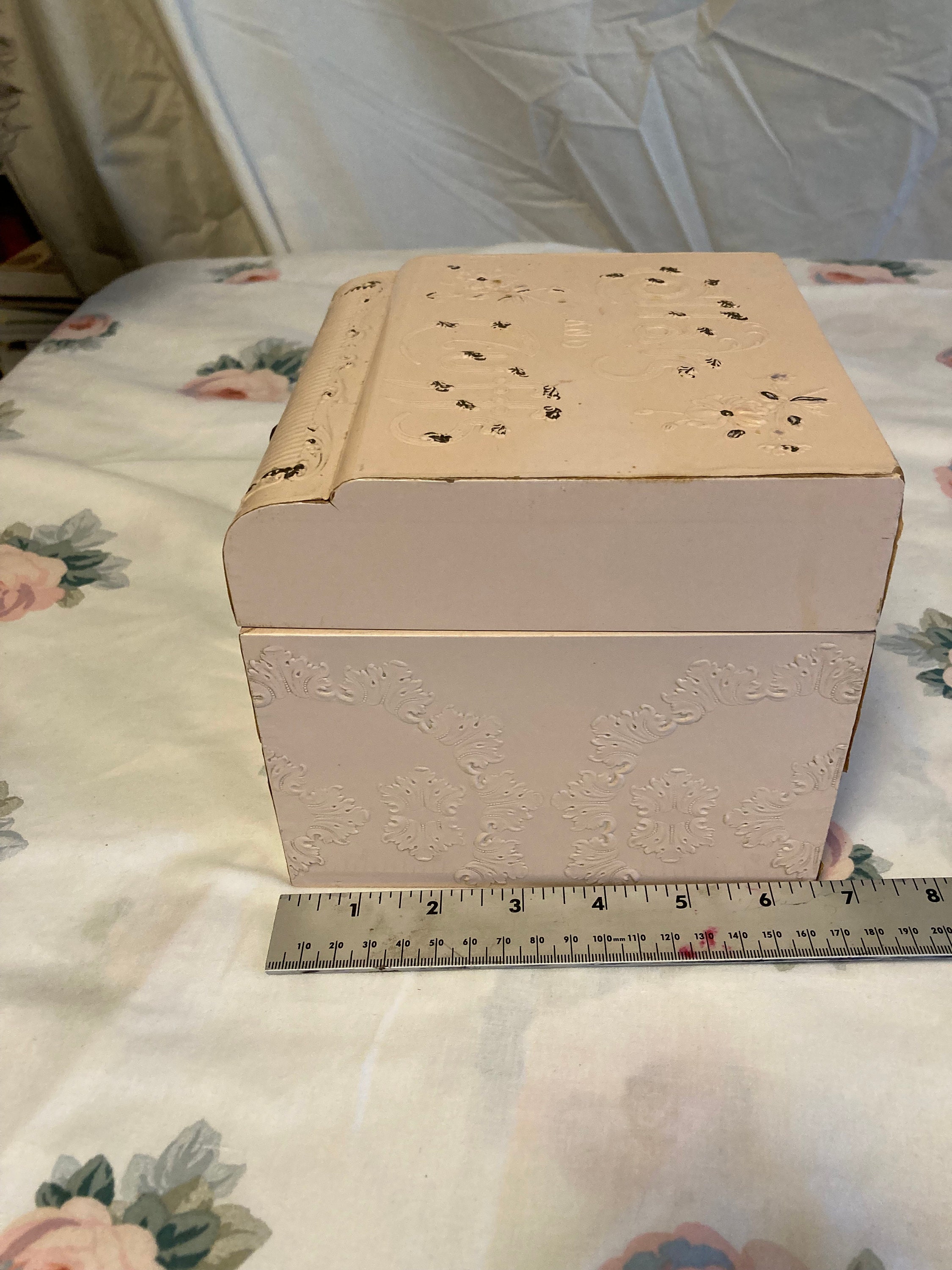 Victorian Era Celluloid Collars and Cuffs Vanity Box in Pink in Fairly Good Condition - Etsy