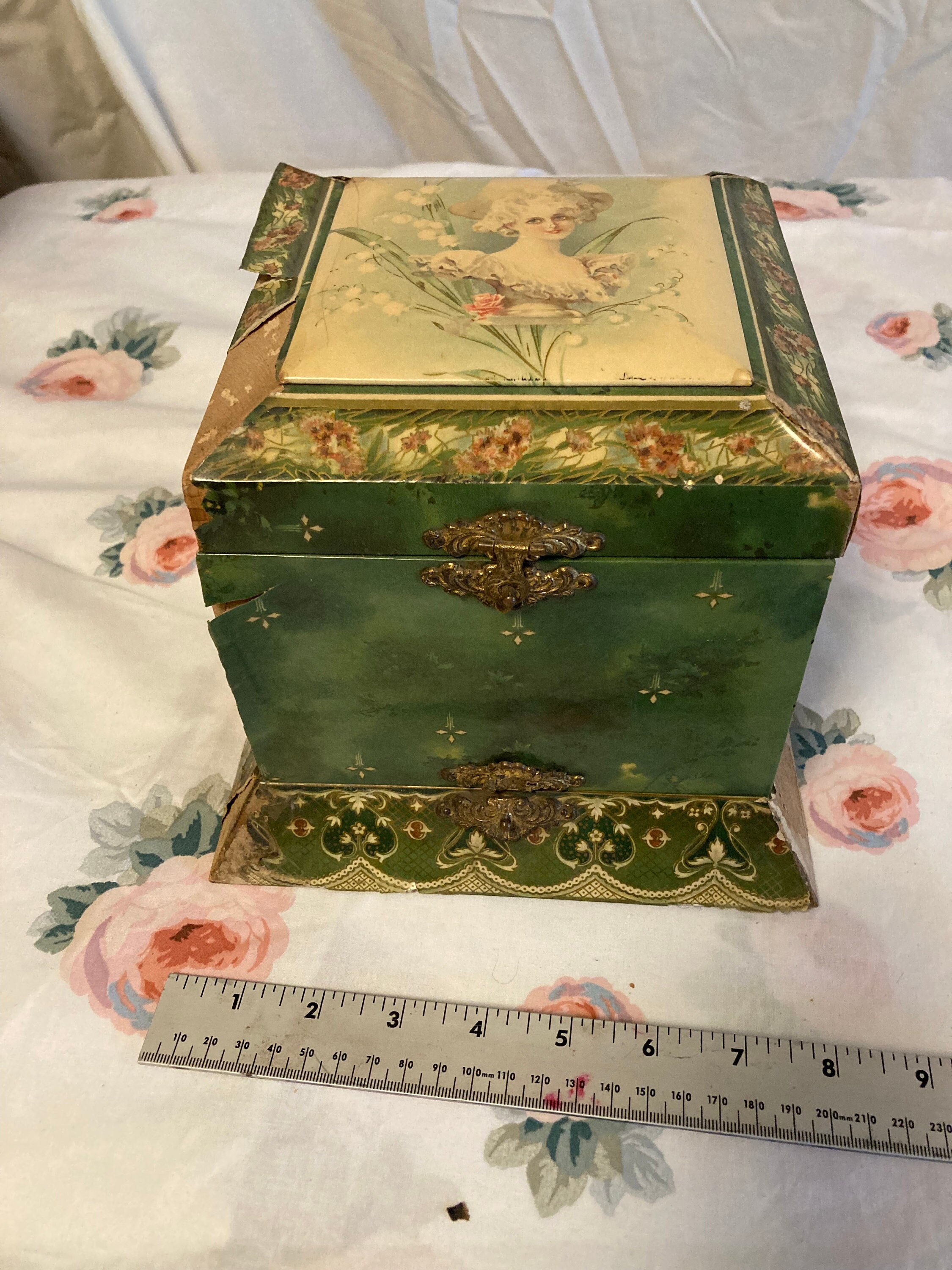 Victorian Era Celluloid Vanity Box for Jewelry, Gloves, Etc... Collar and Cuff Storage Great ...