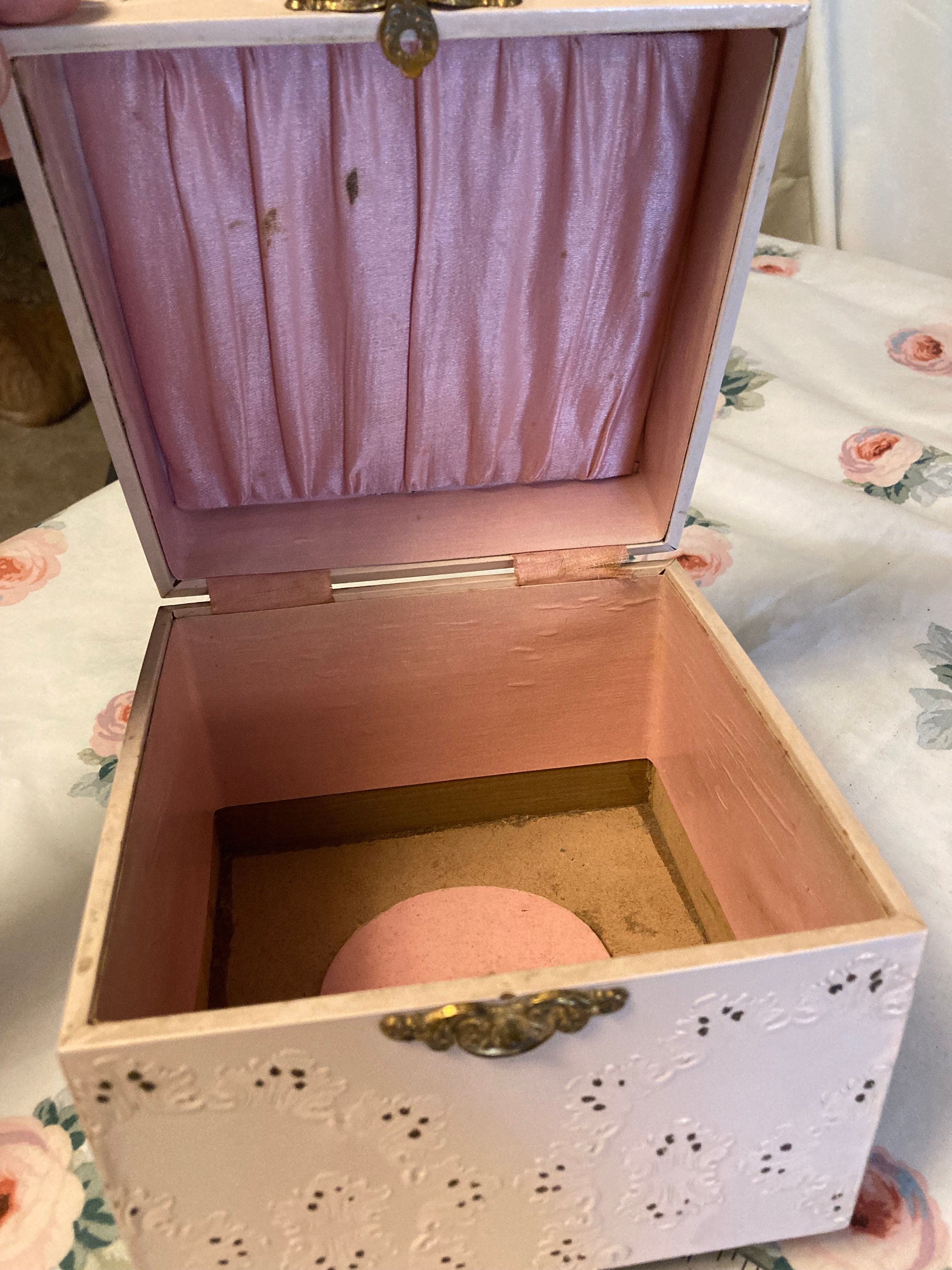 Victorian Era Celluloid Collars and Cuffs Vanity Box in Pink in Fairly Good Condition - Etsy