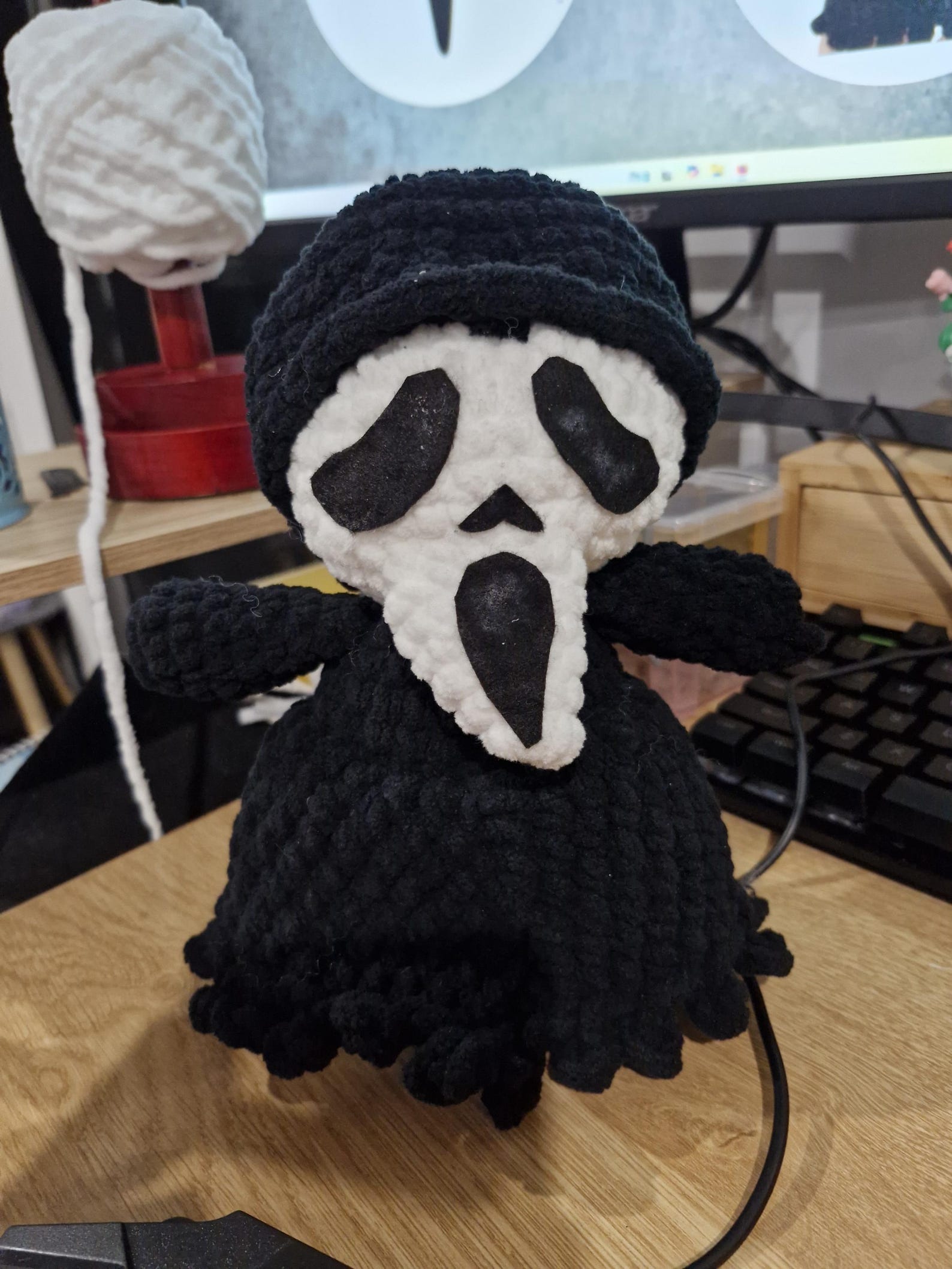 Scream Plush - Etsy
