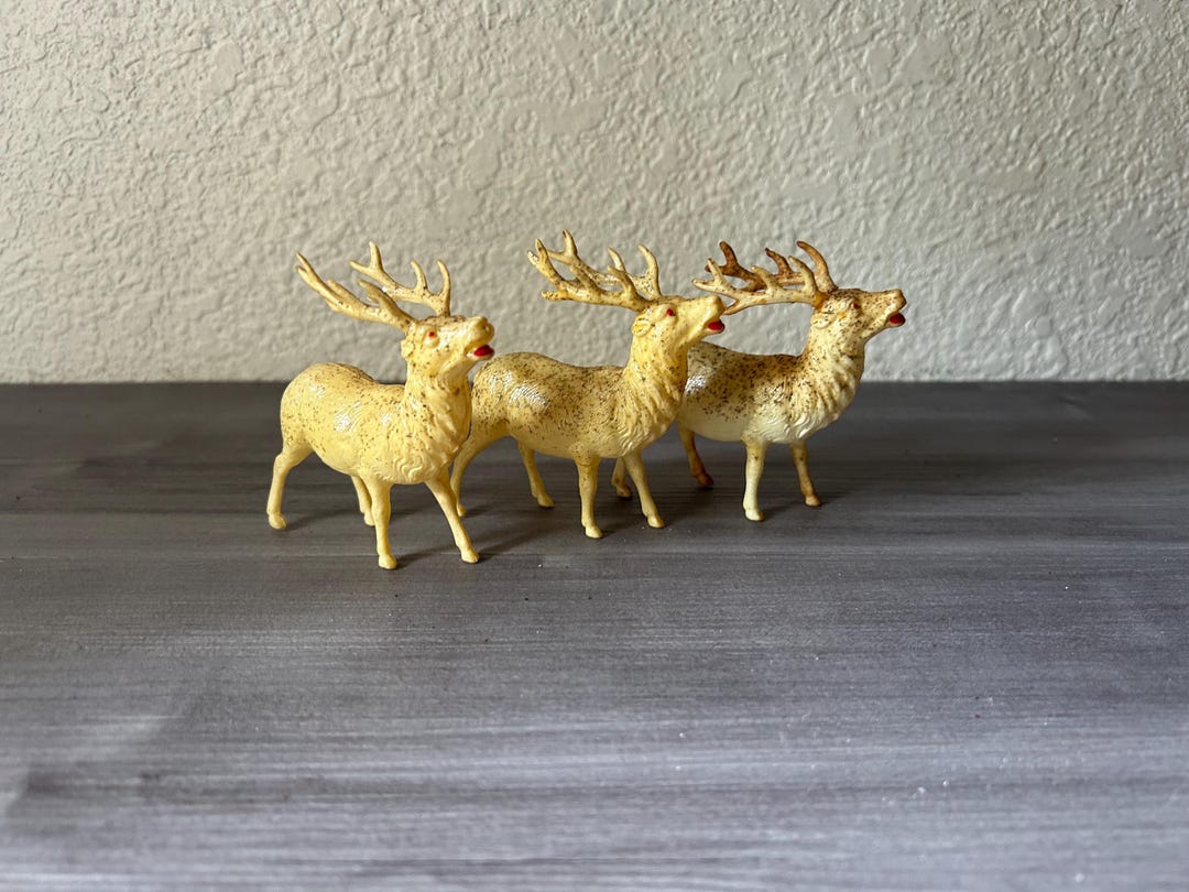Vintage Celluloid Reindeer Set of 3, Celluloid off White Christmas Buck ...