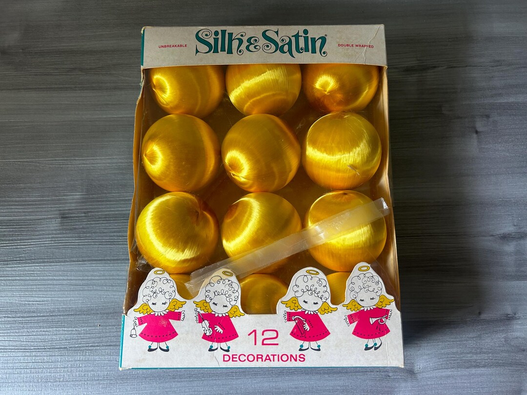 Vintage Christmas Large Lot of 12 Vintage Gold Satin Sheen Unbreakable ...