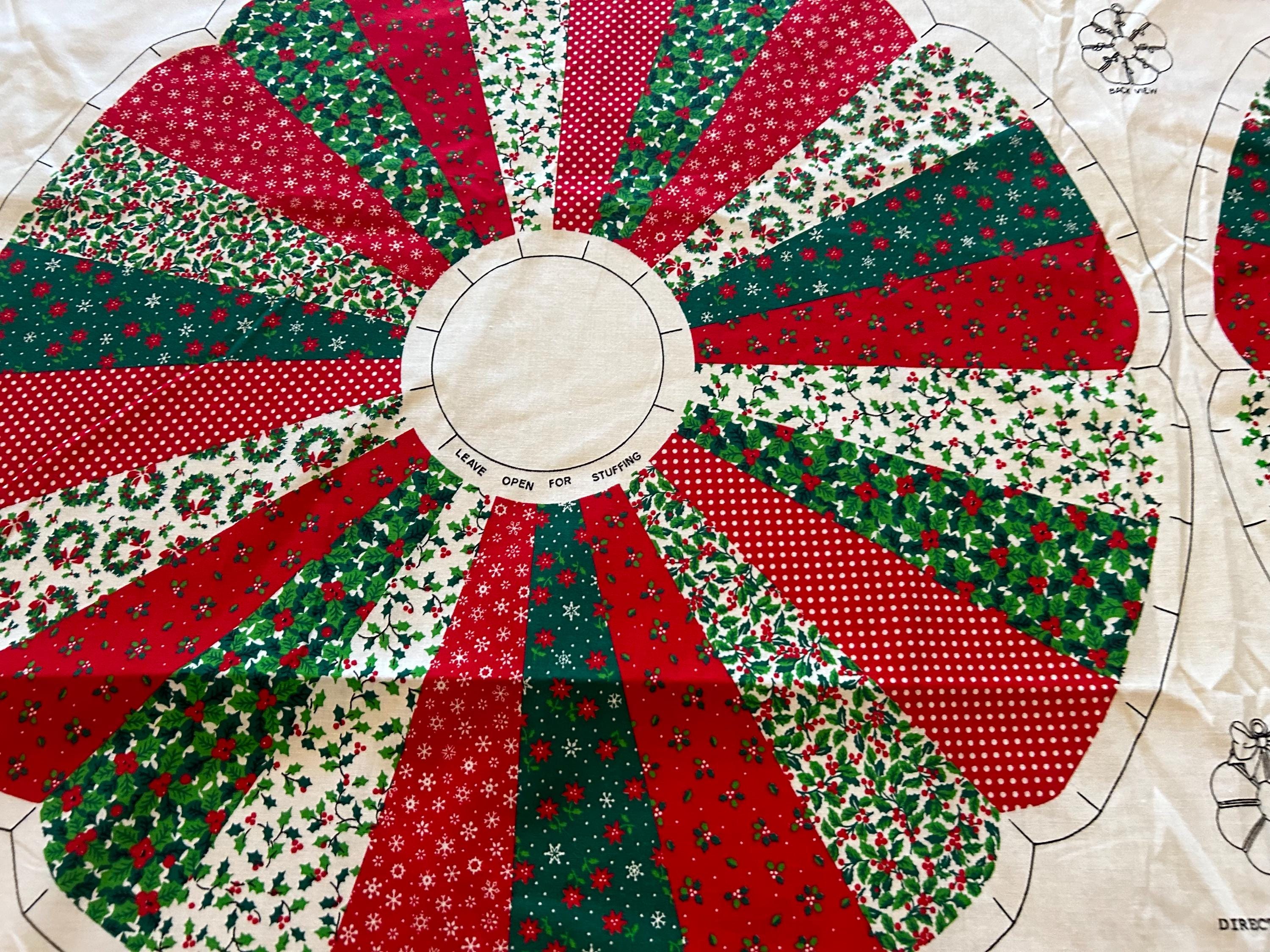 Vintage Christmas Cranston VIP Prints Christmas Wreath Fabric Panel ...