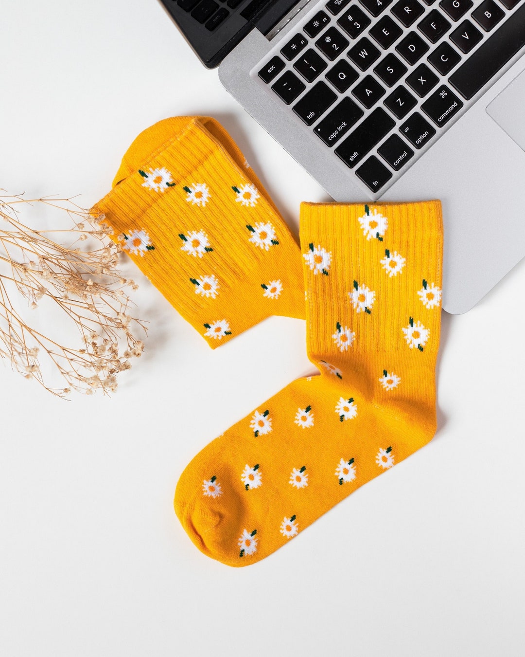 Floral Socks, Daisy Socks, Flower Socks, Yellow Socks, Women's Day Gift ...