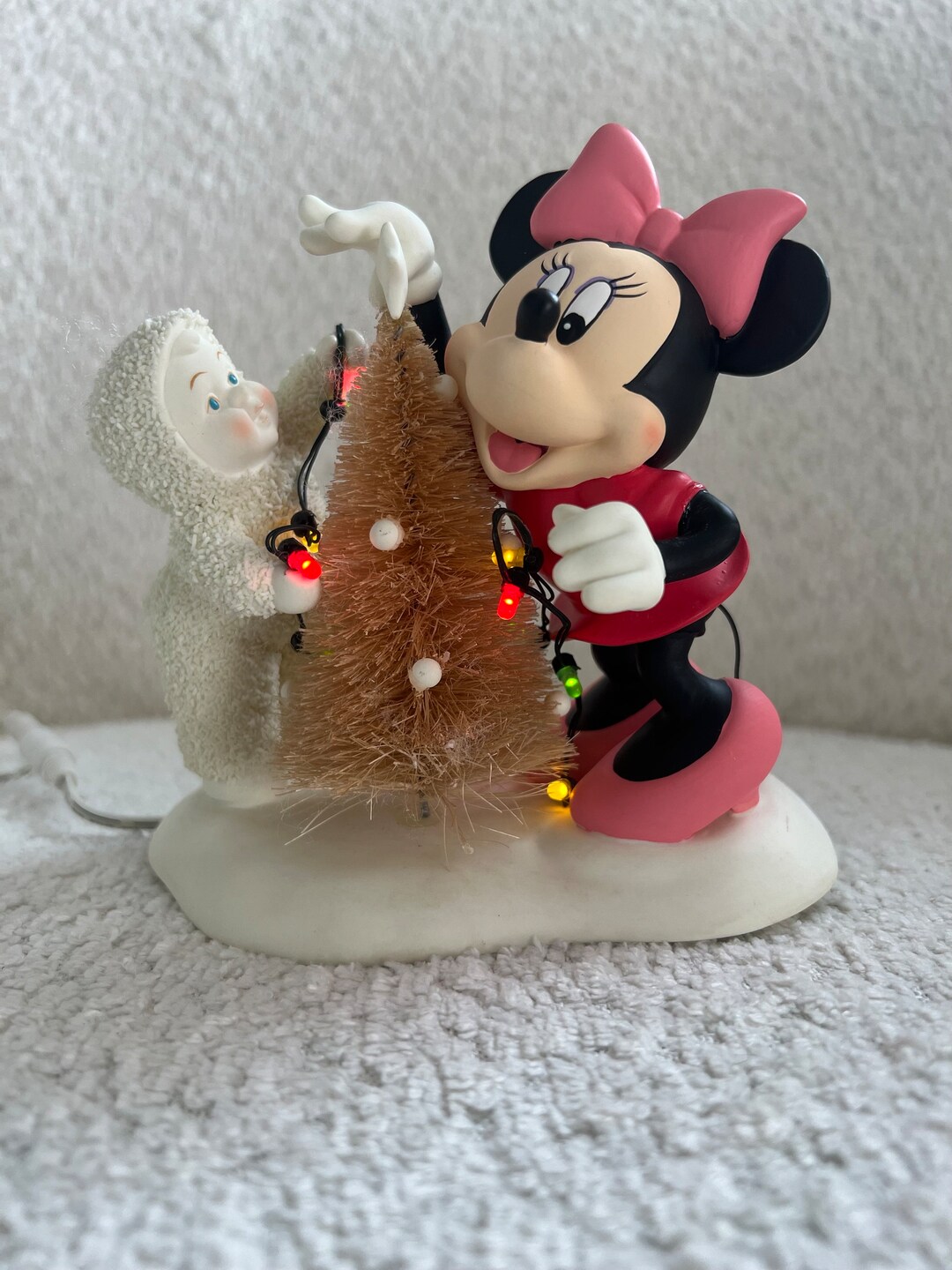 WALT DISNEY Vintage Minnie Mouse Porcelain Snowbabies Dated 2006 ...