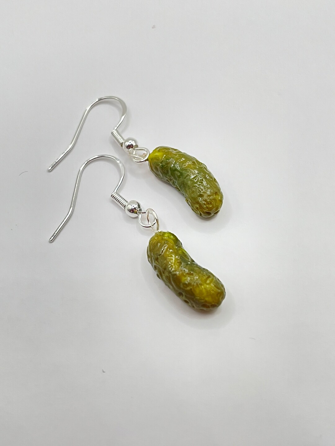 Mini Pickle Earrings, Polymer Clay Food / Pastry Miniatures Charm - Etsy