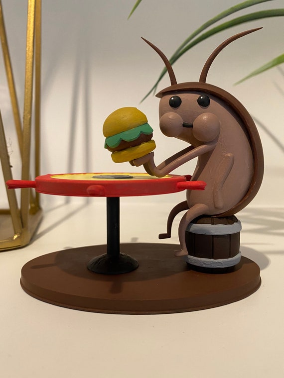 Spongebob Cockroach Eating a Krabby Patty Diorama - Etsy