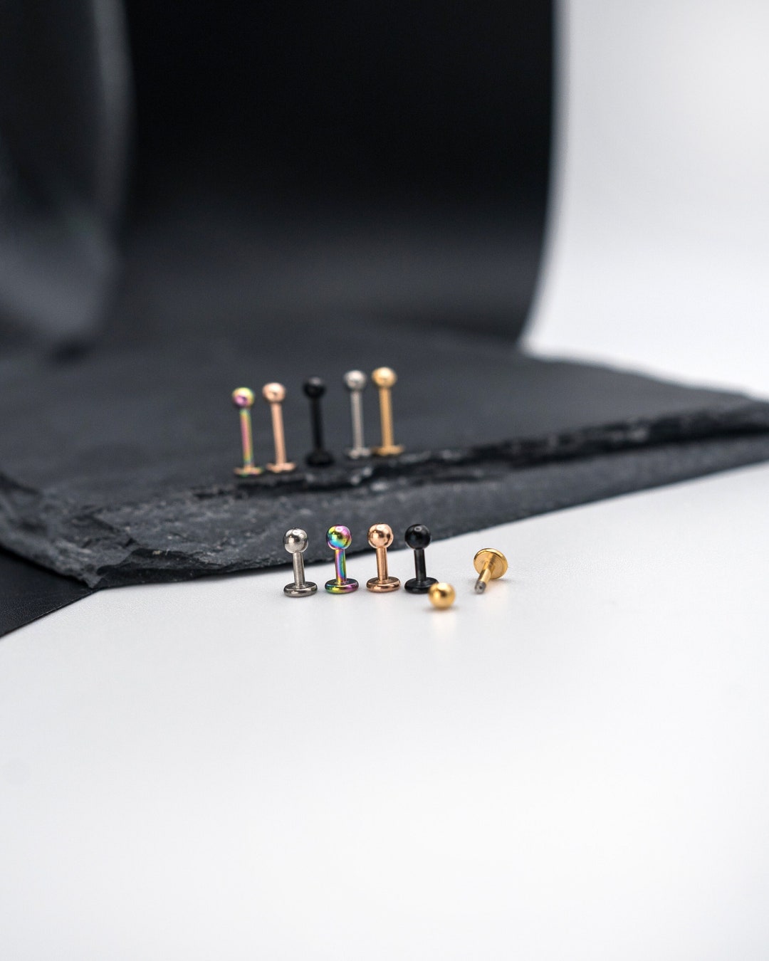 Titanium Labret Bar, 16g 1.2mm G23 in 4mm, 6mm, 8mm, 12mm or 10mm Posts ...