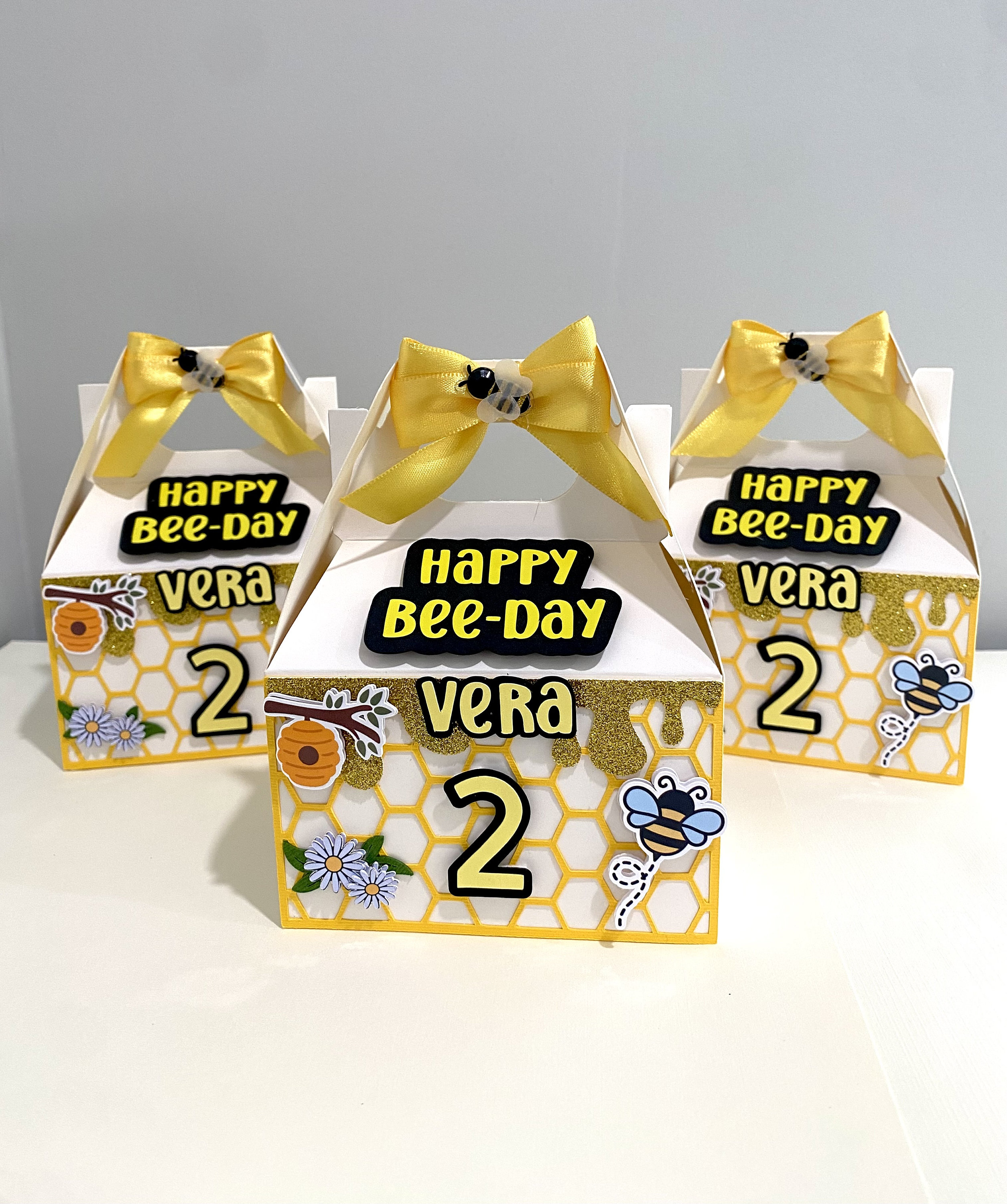 Bee Party Favor Boxes, Bee Mini Gable Boxes, Happy Beeday Party Theme ...