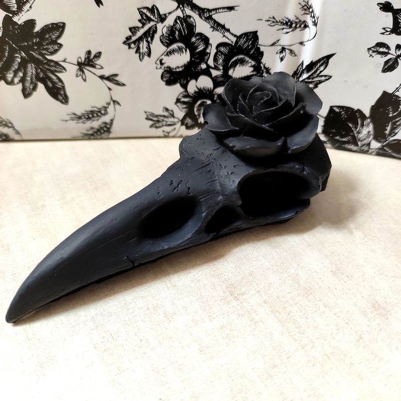 Mini ROSE CROW SKULL Figurine Realistic Resin Bird Skull - Etsy