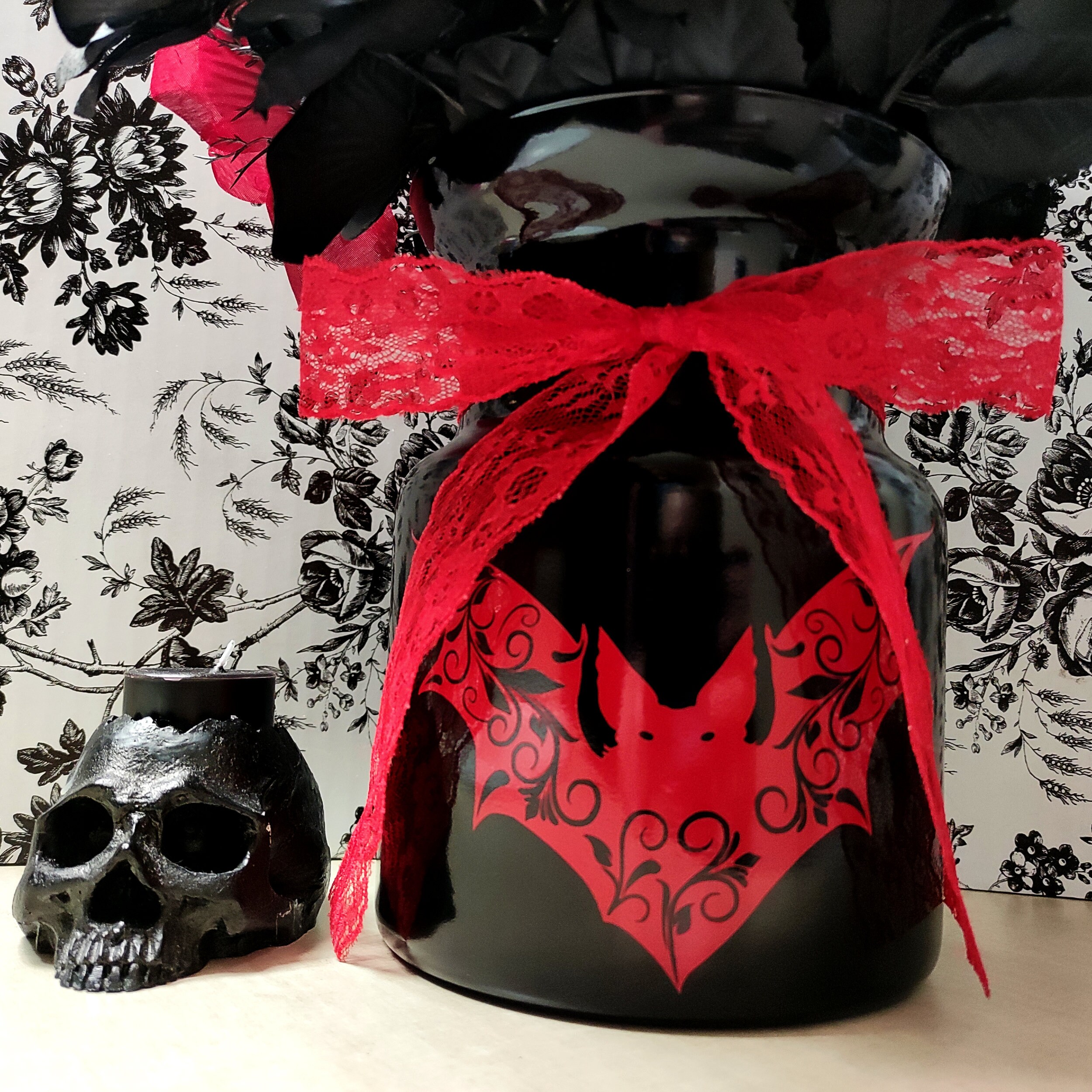 7.3" Decorative Vampire Bat Vase • Black Glass Vase & Red Lace Bow ...