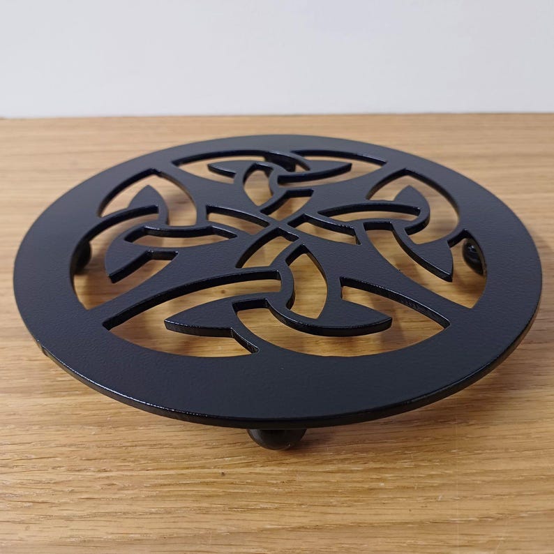 Celtic Knot Trivet - Etsy