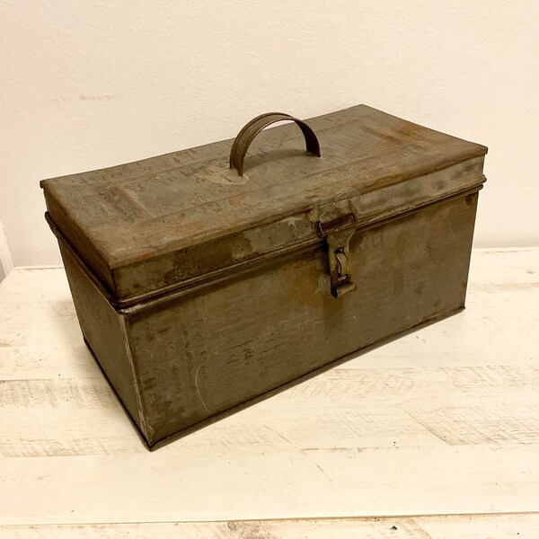 Large Tin Box - Etsy