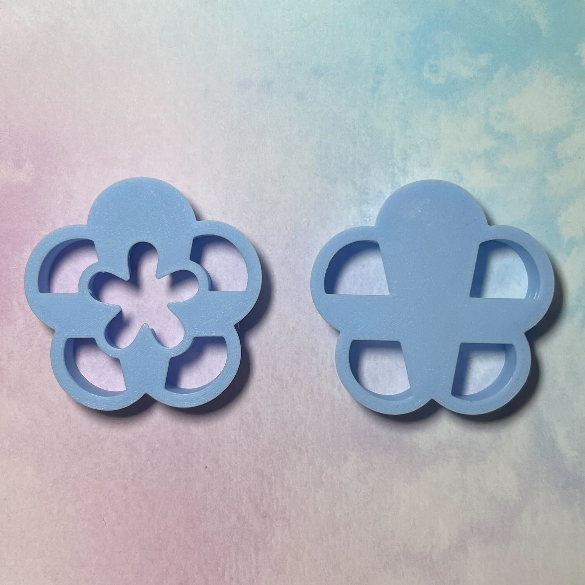 Flower Linzer Cookie Cutter by Treats&prints - Etsy