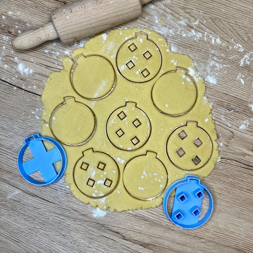 Christmas Ornament Linzer Cookie Cutters by Treats&prints - Etsy