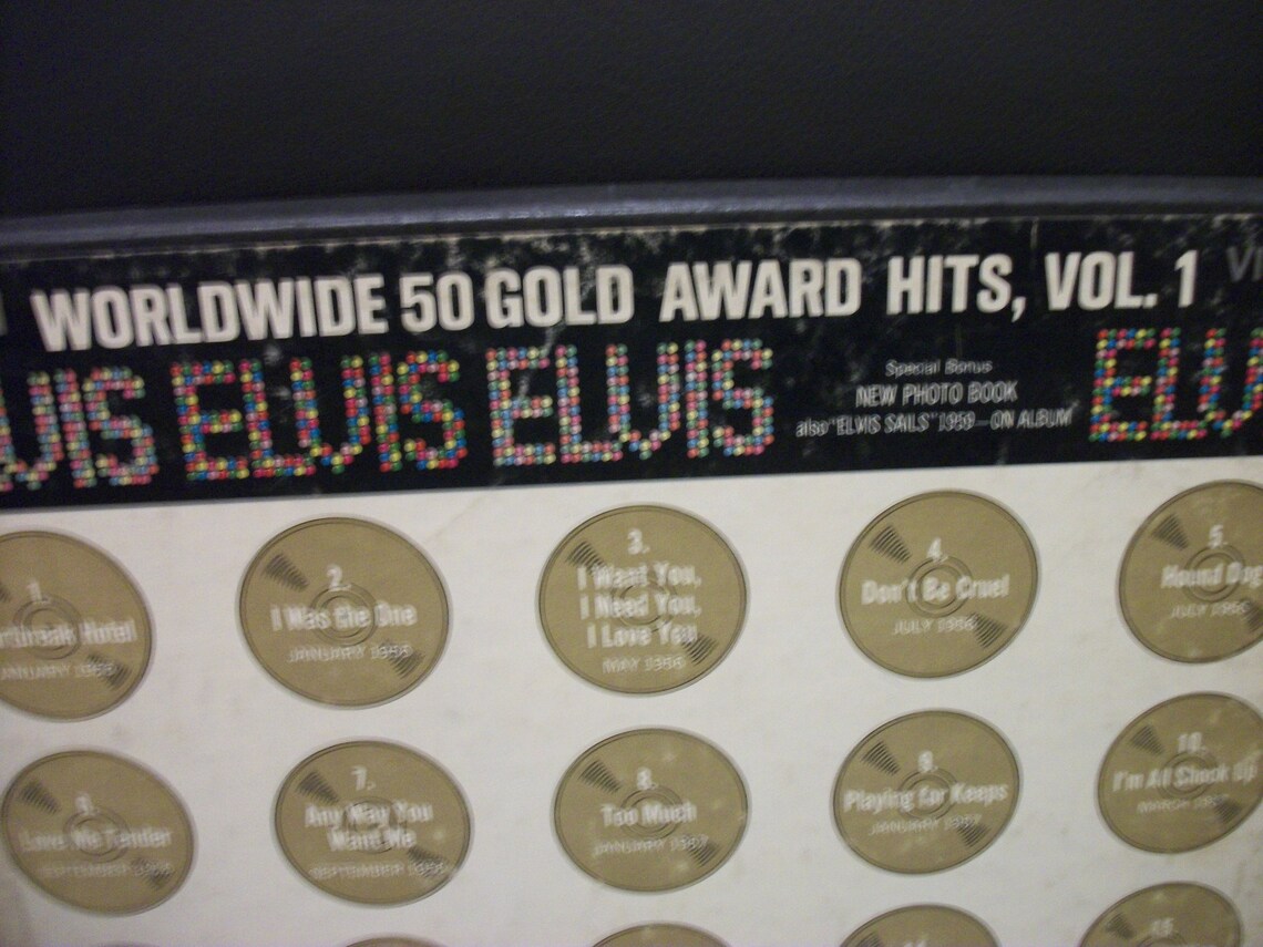 Elvis Collectible Worldwide 50 Gold Award Hits Vol. 1 - Etsy