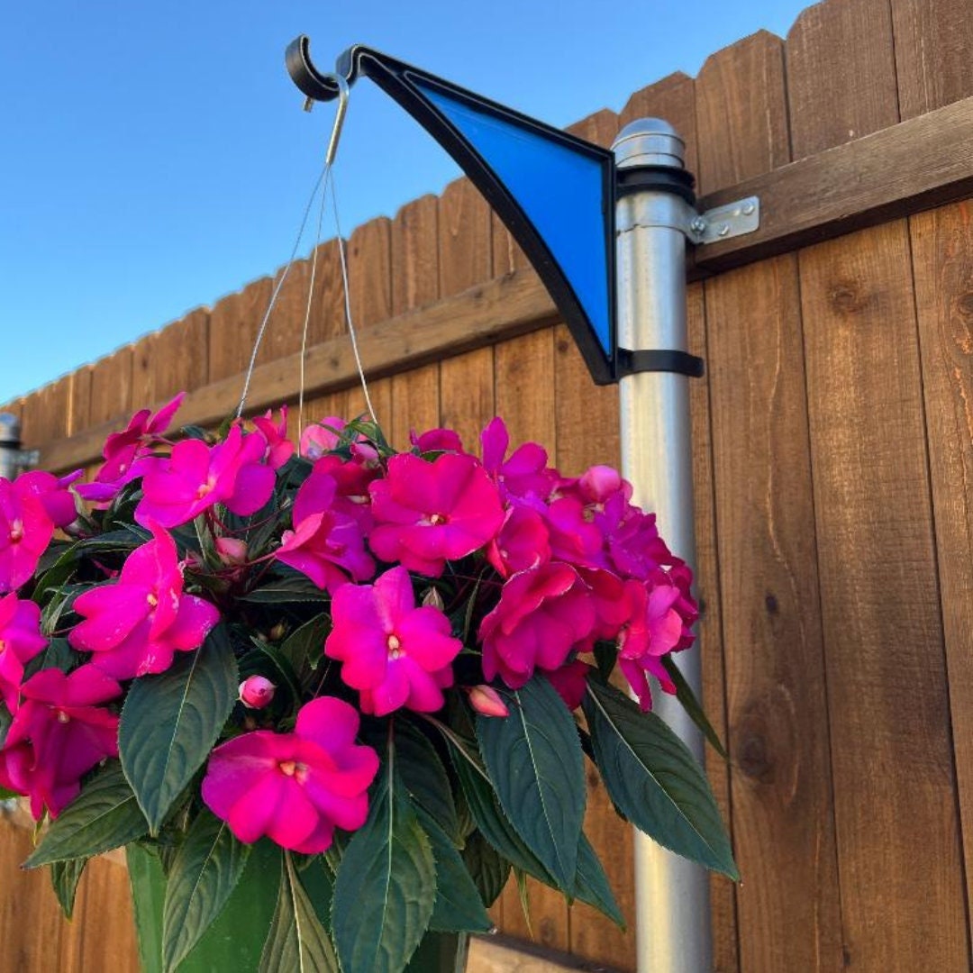 2 PCS Hangs EZ Fence Post Hangers With Blue Panel Inserts(plant Hanger ...