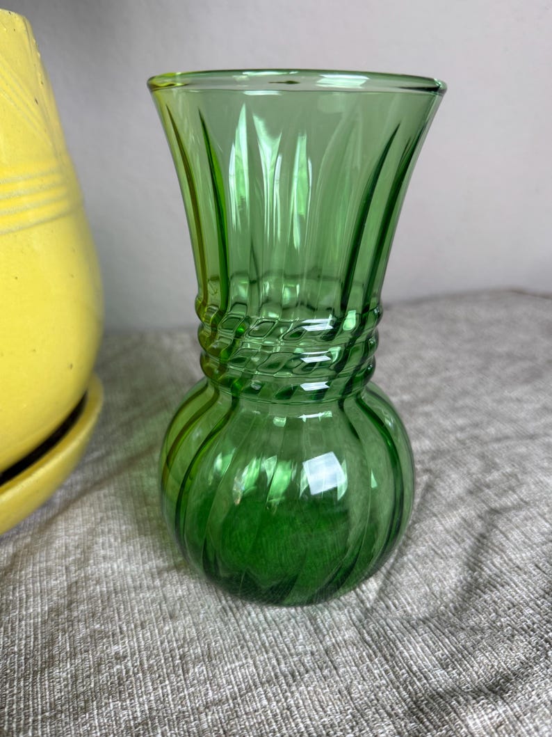 Vintage Indiana Glass ILLUSIONS Pattern GREEN Optic With 3 Rings Design ...