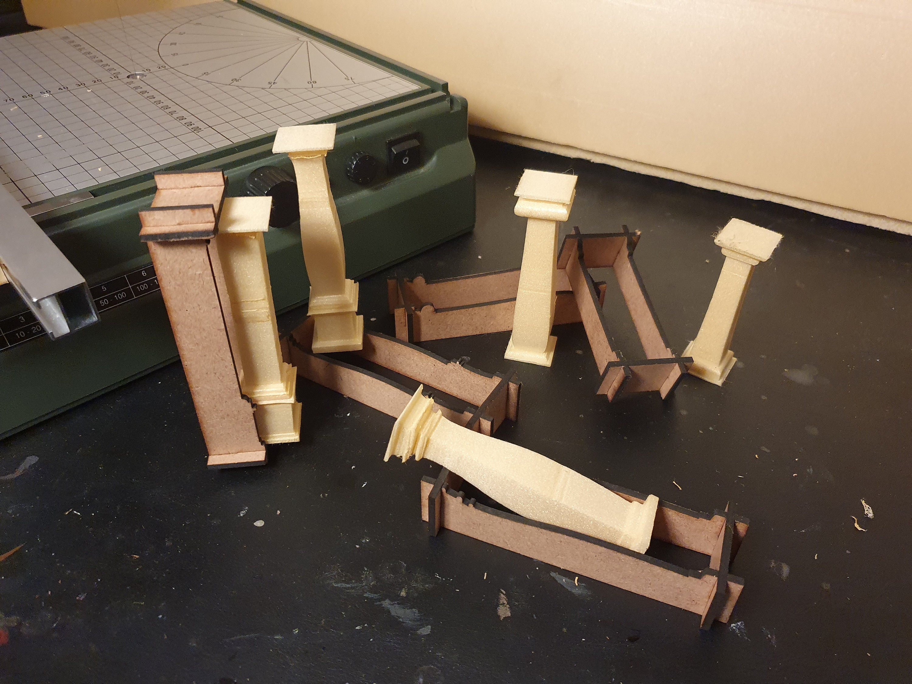 Tabletop Warhammer Terrain Template Columns Wargaming Lasercut Vector ...