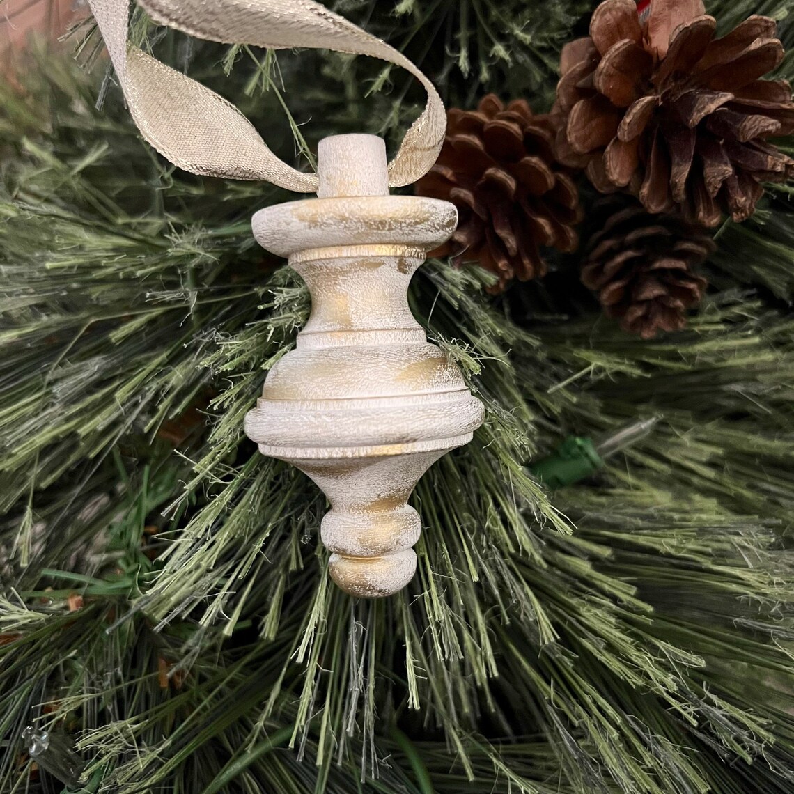 Set of 5 White and Gold Wooden Finial Ornaments Gold - Etsy