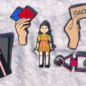 Squid Mini Game Pin - Etsy
