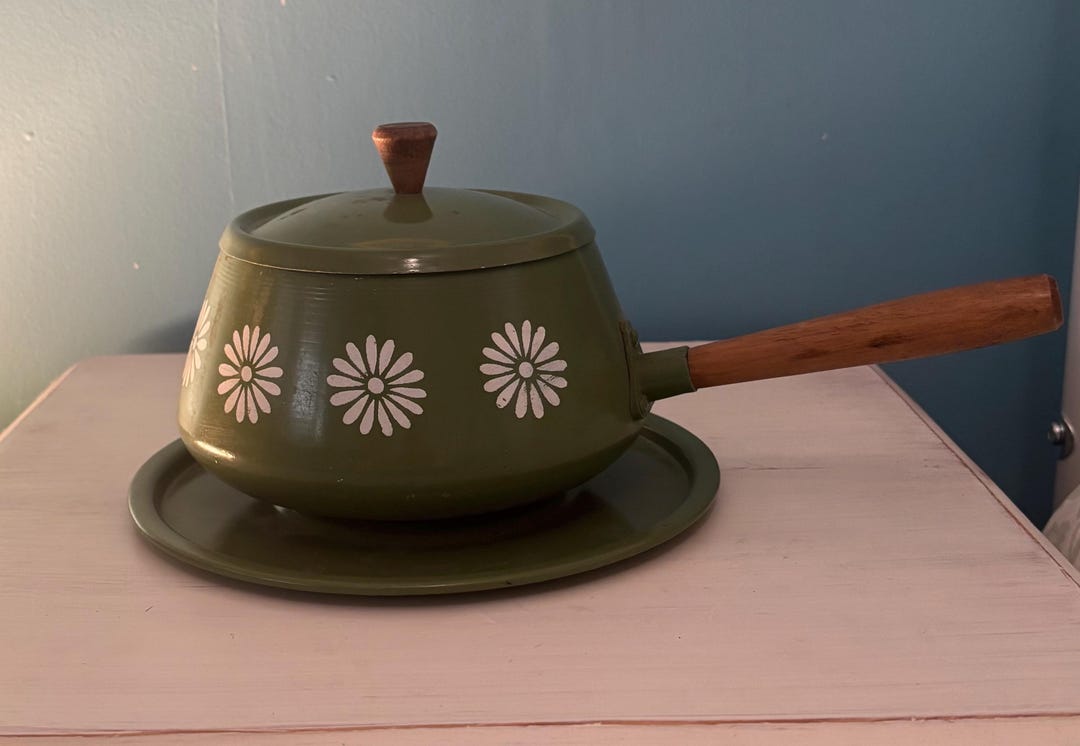 1970s Aluminum Daisy Fondue Pot With Underplate and Fondue Forks - Etsy