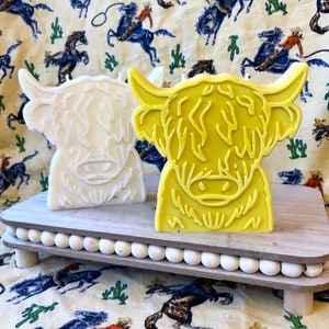 Highland Cow Candle - Etsy