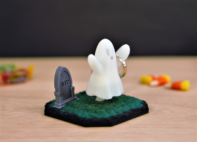 Halloween Ring Holder 3D Printed Spooky Ghost - Etsy