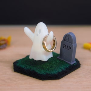 Halloween Ring Holder 3D Printed Spooky Ghost - Etsy