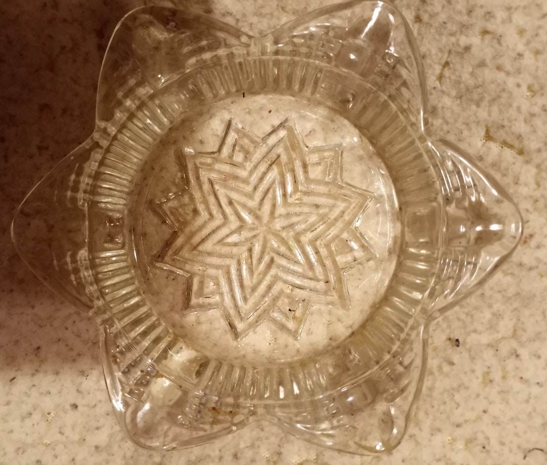 Vintage 6-lobed Star Shaped Clear Glass Ashtray W/star-in-star Design ...
