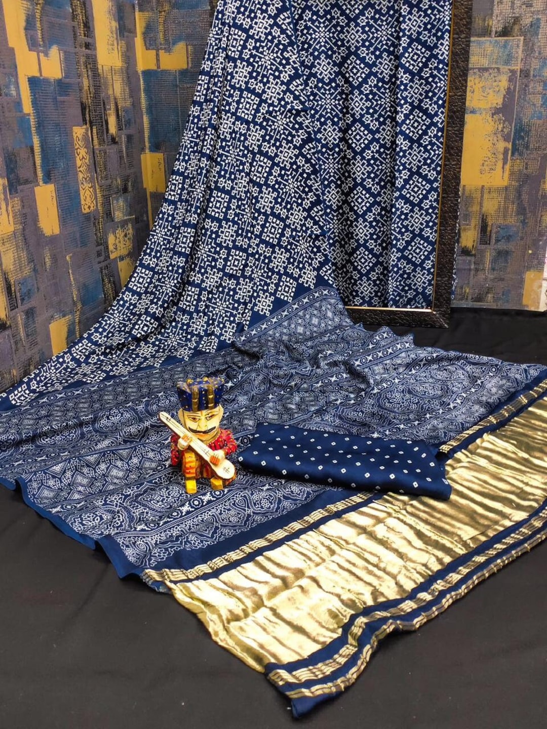 Pure Gaji Silk Bandhani Saree With Lagdi Patta Saree Bandhej / Chunri / Gaji Silk Bandhani ...