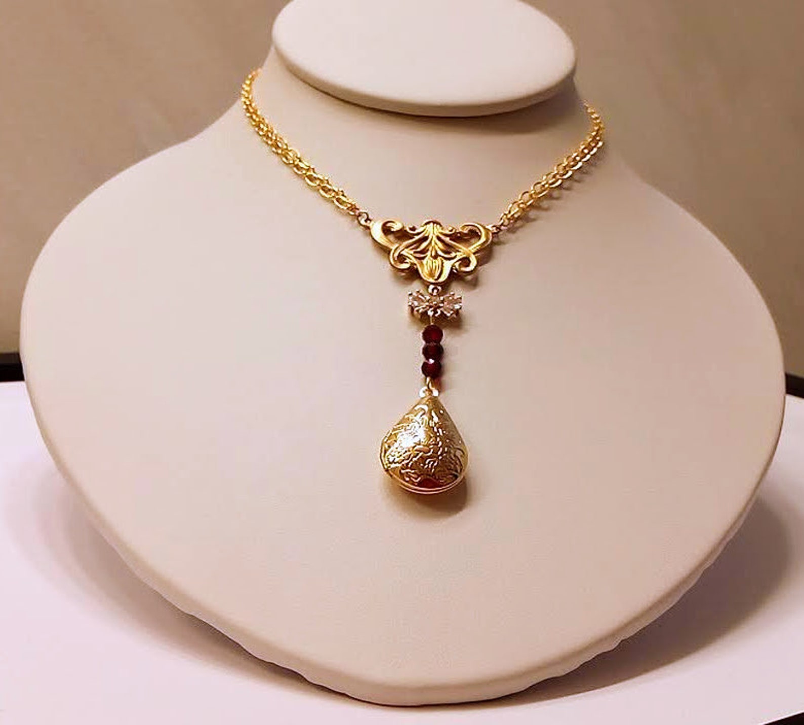 Chic and Bohemian, Handmade, Gold, Floral Decorative, Teardrop Locket ...