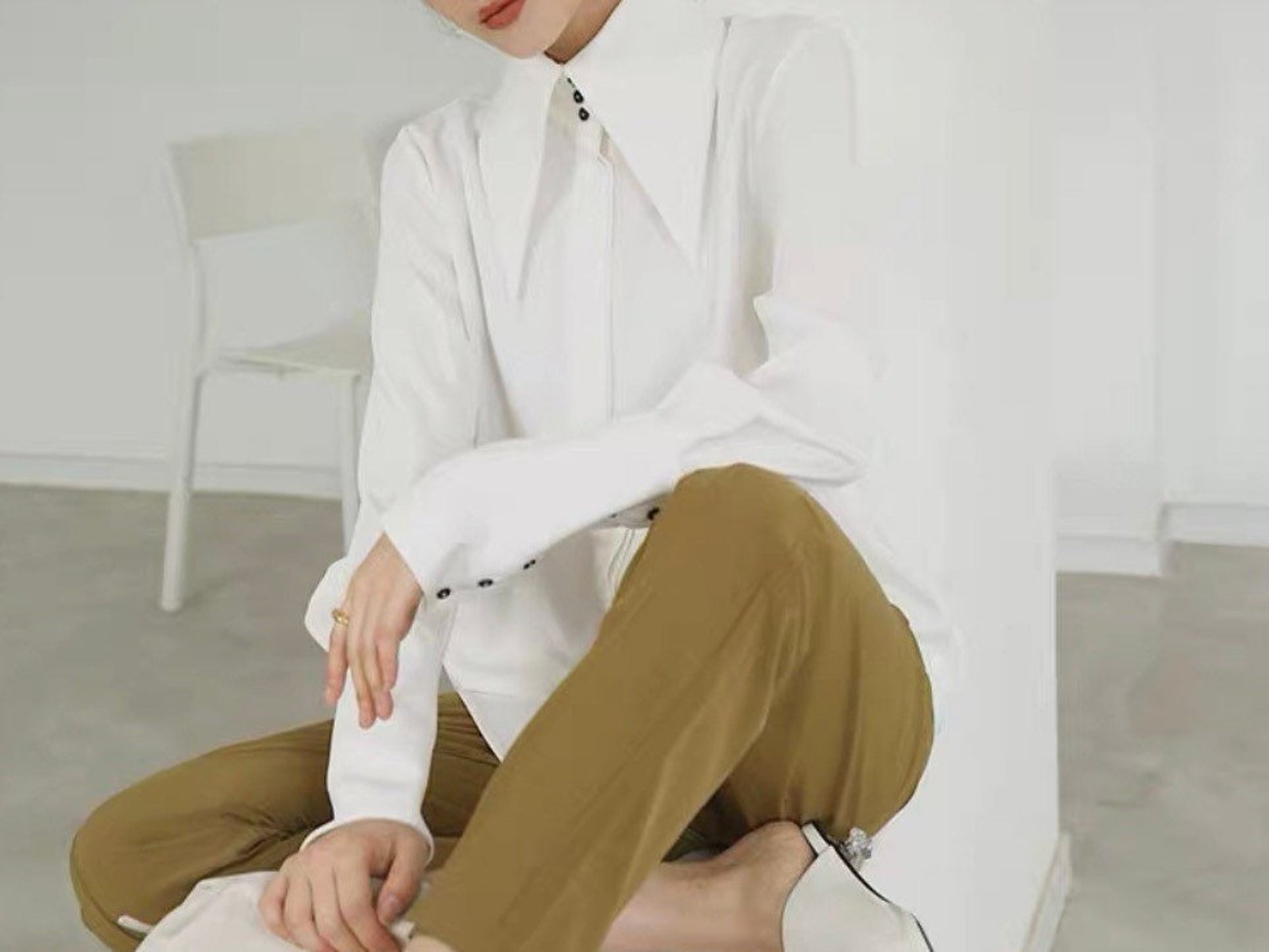 Classic Women Button Classy White Shirt| Vintage Button Split ...