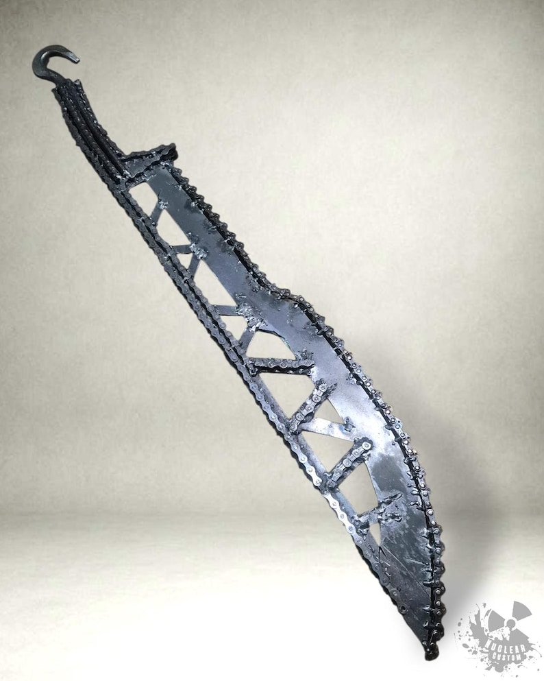 Chainblade Reaver – Post-apocalyptic Machete-style Scrap Metal Sword ...