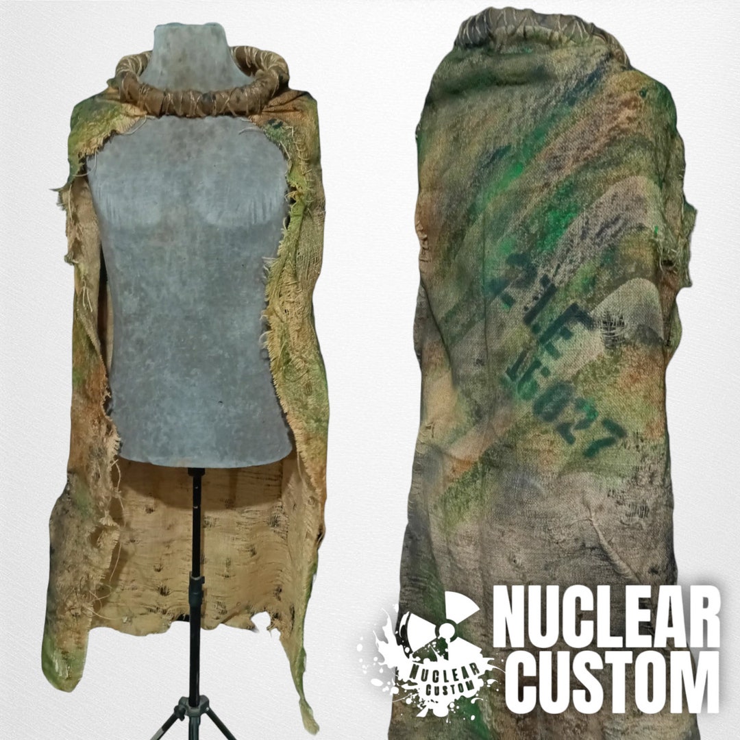 Post-apocalyptic Warrior Cape 'wasteland Guardian' Embrace the Mad Max ...