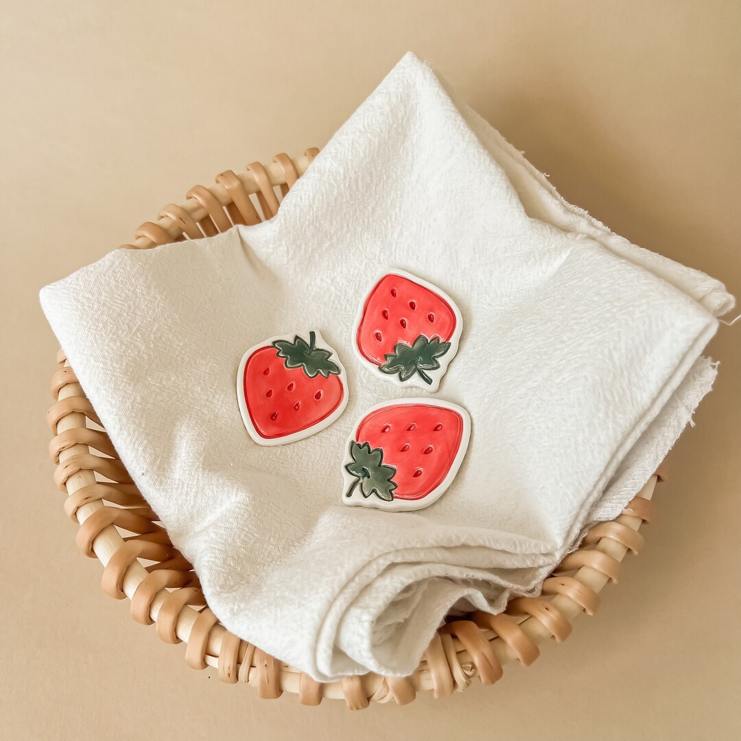 Strawberry Magnets Set of 3 , Decorative Magnets, Strawberry Kitchen ...
