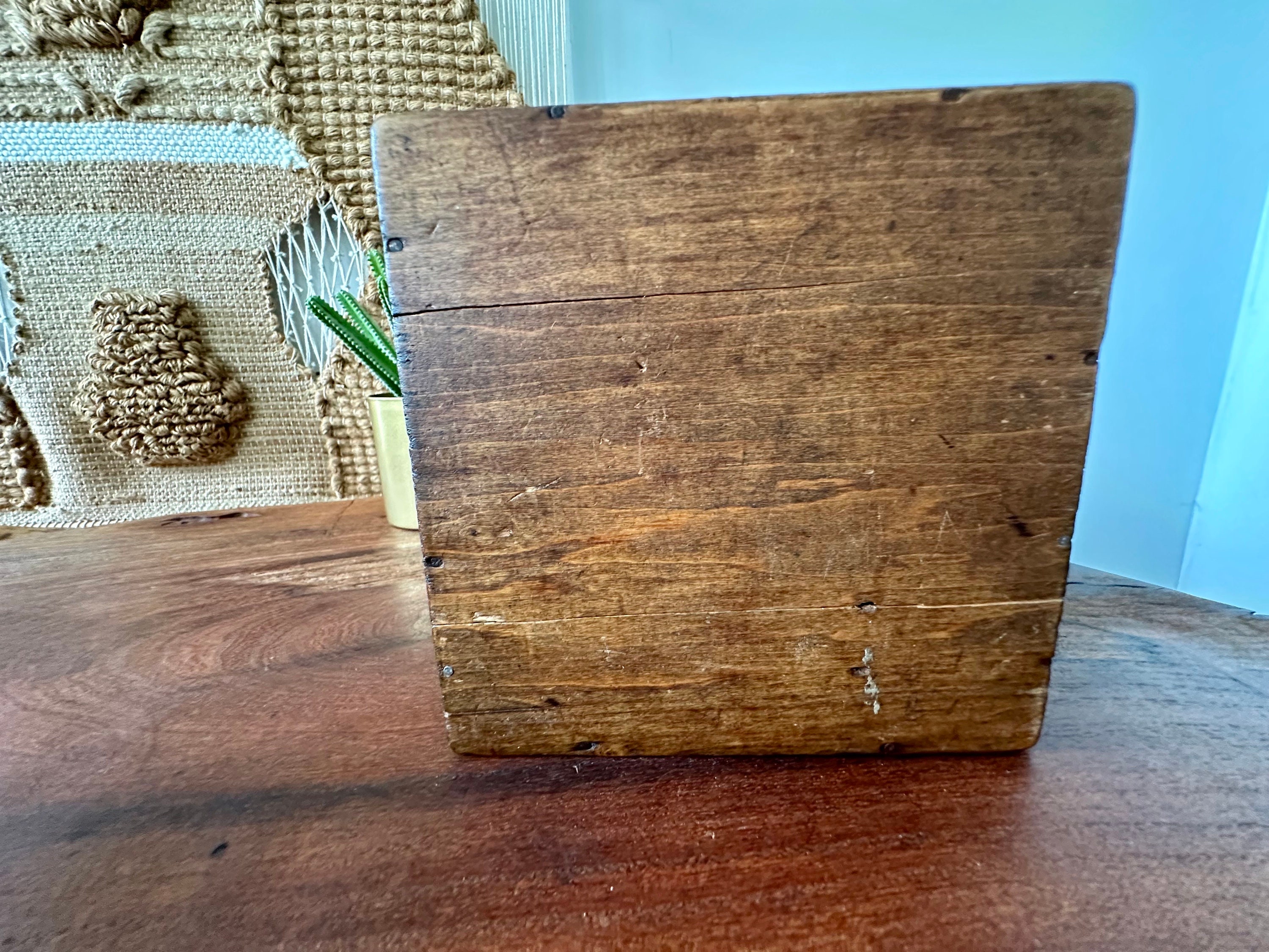 Antique Wooden Vintage Box Storage Jewelry Trinket Cigar Wizard ...