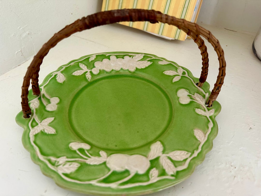 Vintage Green and White Majolica Style Tidbit Tray With Rattan Handle ...