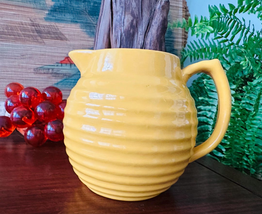 Vintage | Bauer | Ringware | Pitcher | Yellow | Beehive | Ball | 1930’s ...
