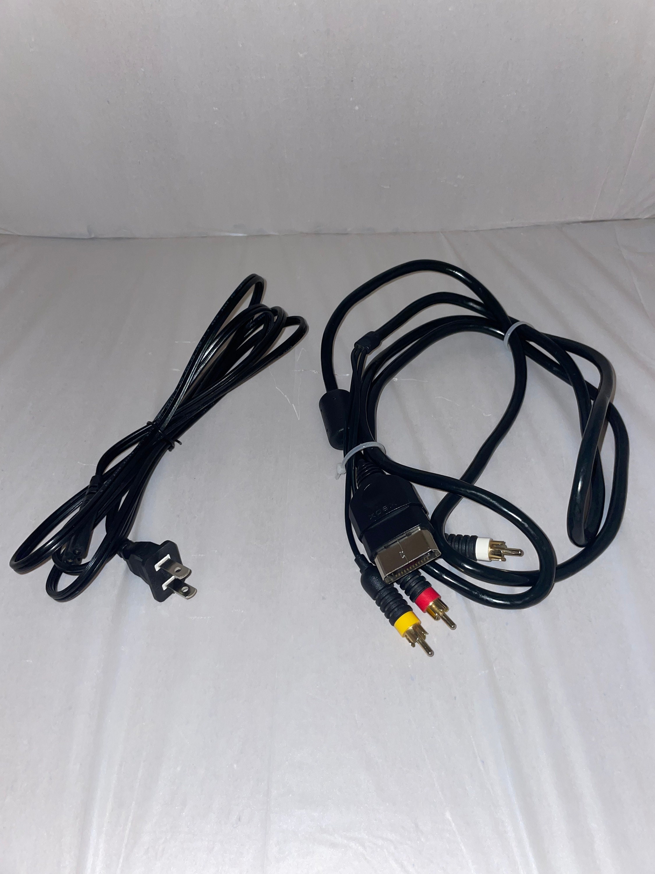 Vintage Microsoft Xbox MODDED /w 2500 Games, New Power Cord, OEM A/V ...