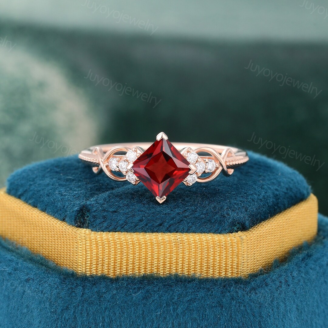 Unique Princess Cut Garnet Engagement Ring Vintage Rose Gold Moissanite ...
