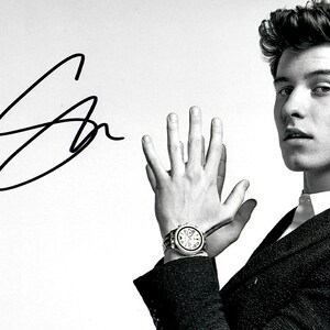 Shawn Mendes Autograph + COA - Etsy