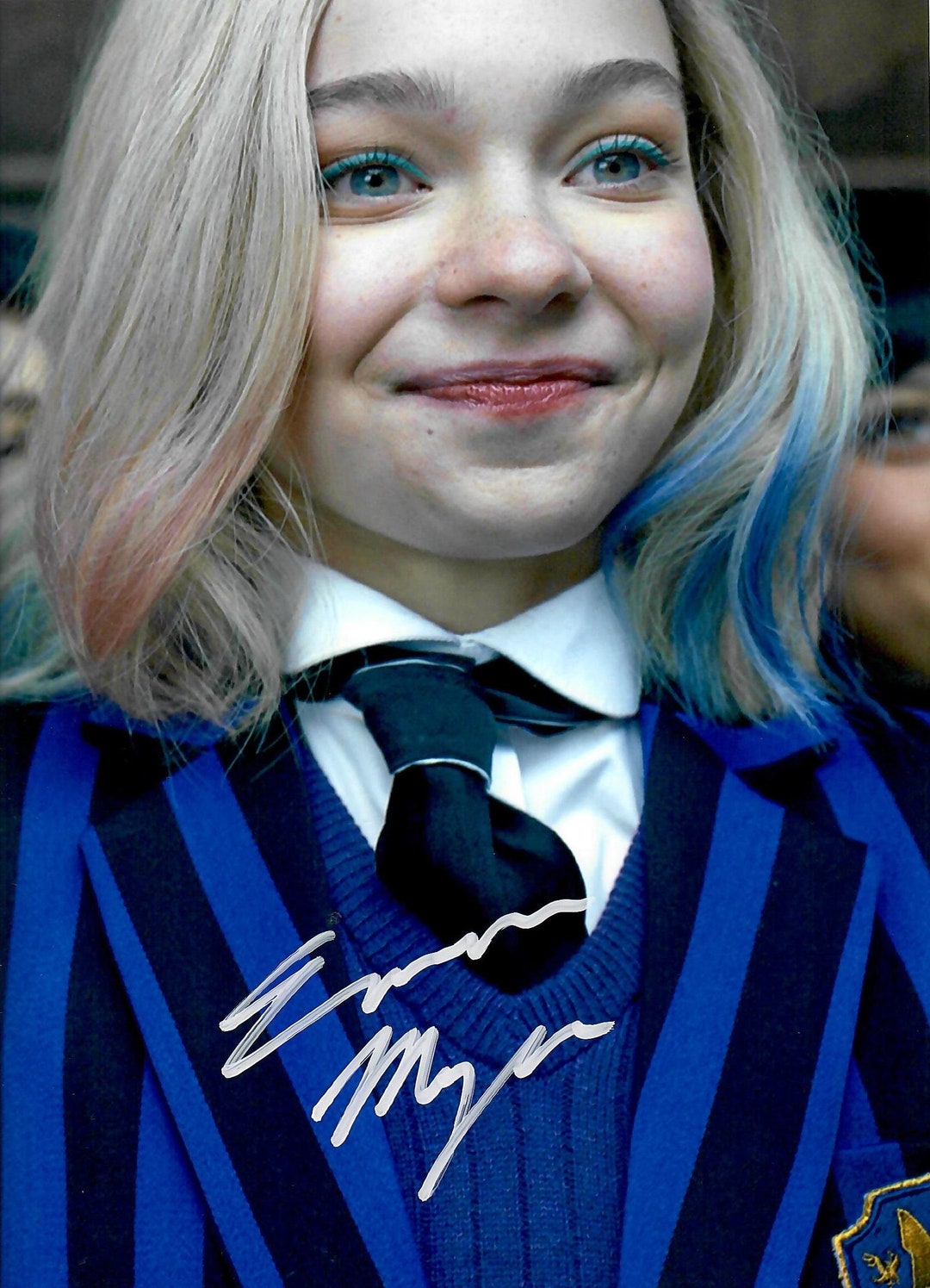 Emma Myers Autograph + COA (enid Sinclair) - Etsy