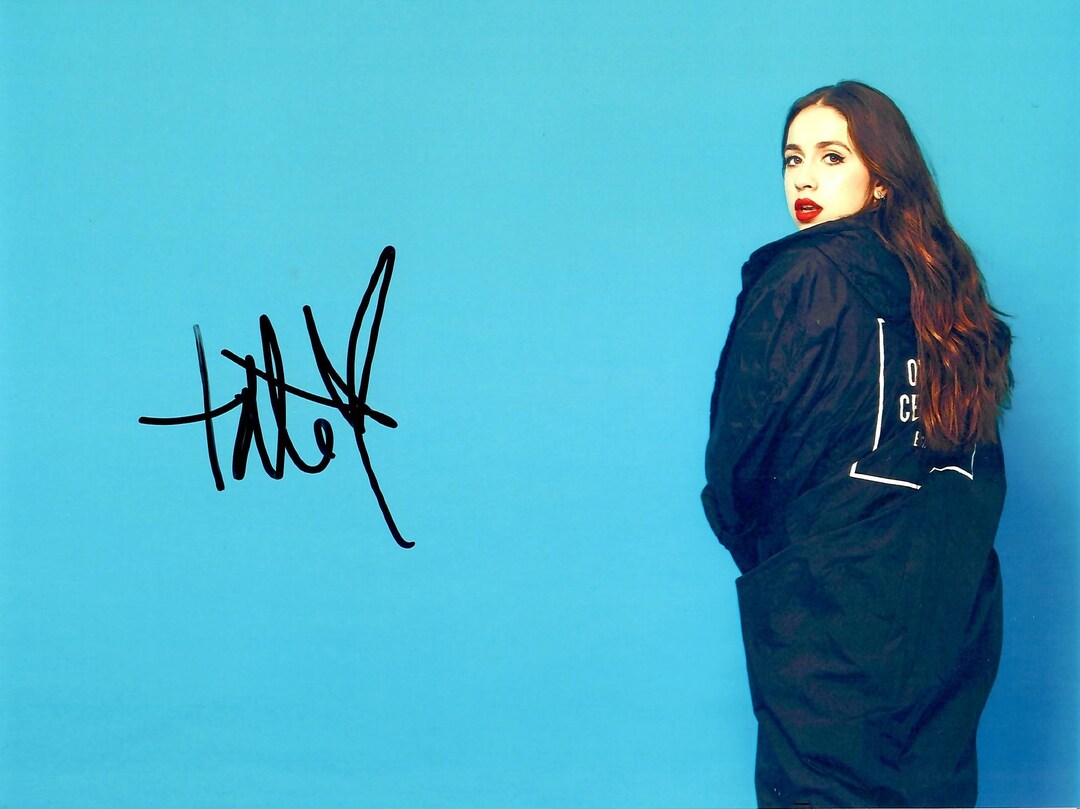 Tate Mcrae - Autograph + COA - Etsy