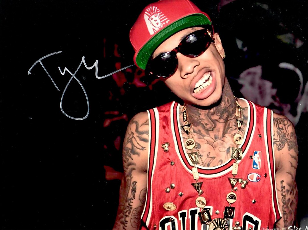 Tyga Autograph Hand Signed Autograph + COA - Etsy