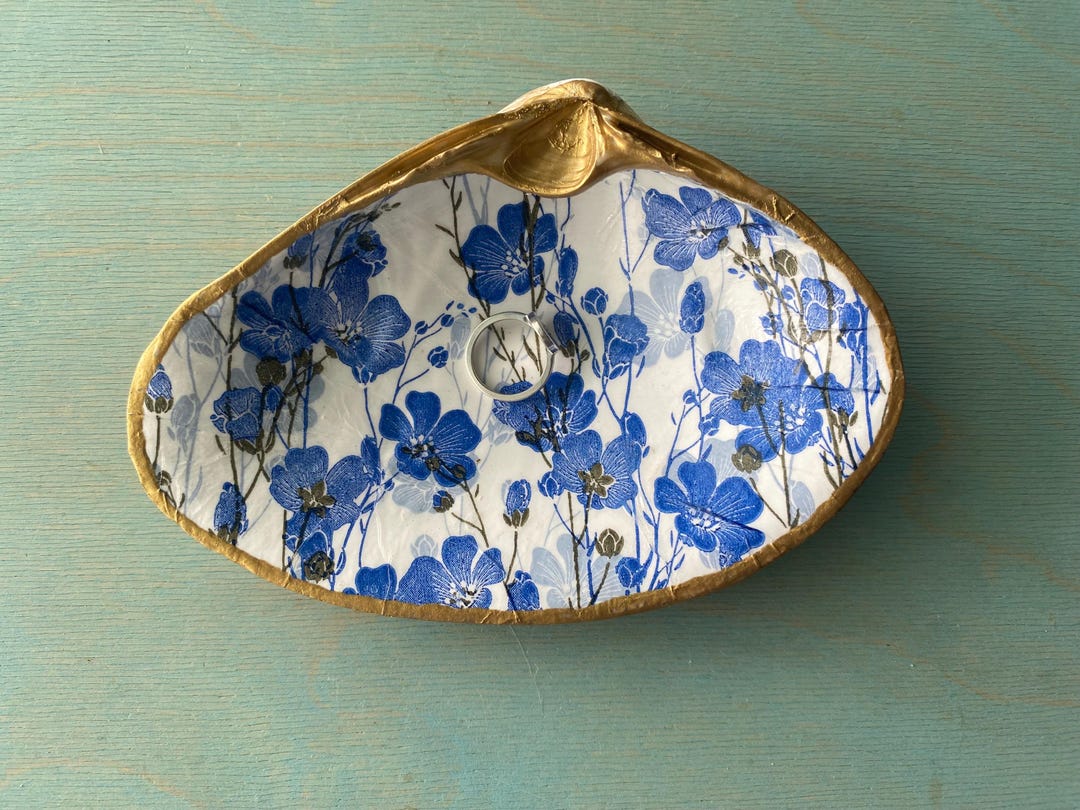 Ring Dish Clam Shell Blue White Flowers Shell Jewelry Tray Trinket ...