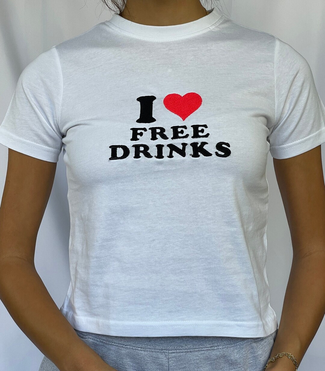 I Heart Free Drinks Tshirt Y2k Style Baby Tee Crop Top I Love Gossip ...